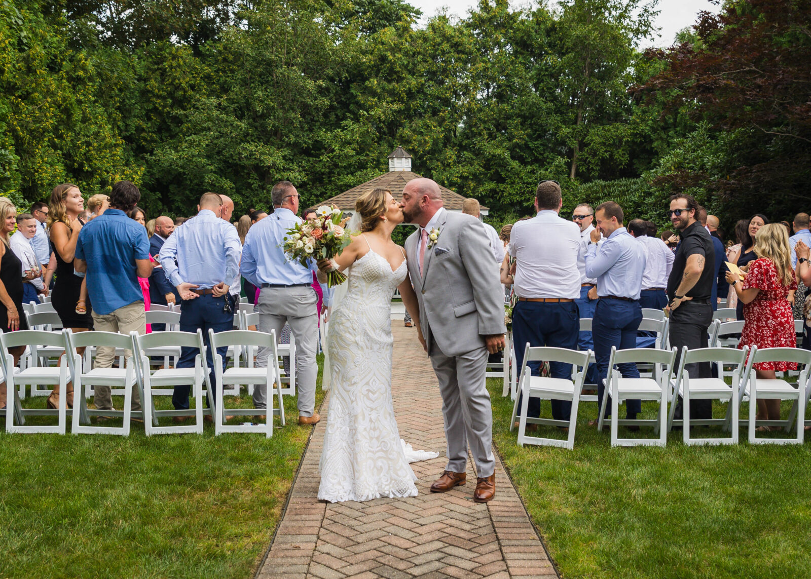 The Chocksett Inn: A Sterling, MA Wedding Venue
